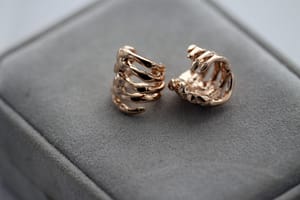 Skeleton Hand Ear Cuff in Rose Gold – Identity Body Piercing